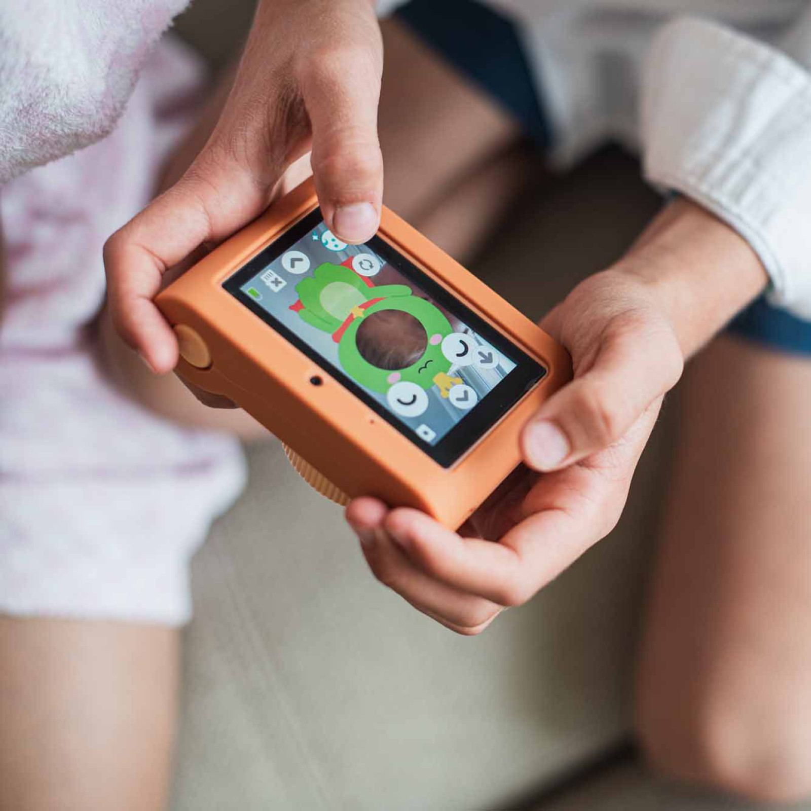 Cameră digitală pentru copii UrbanZoo Benny the Bear Full HD și 48 MP ...